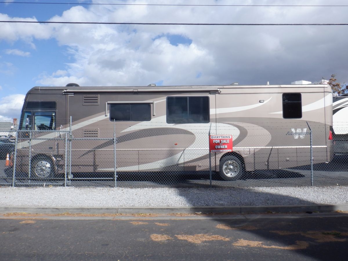 2008 Winnebago Adventurer WPG38T -Workhorse' Class A Motorhome - For ...
