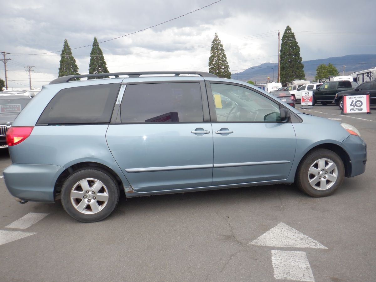 2006 Toyota Sienna LE Minivan - For Sale By Owner at Private Party Cars ...