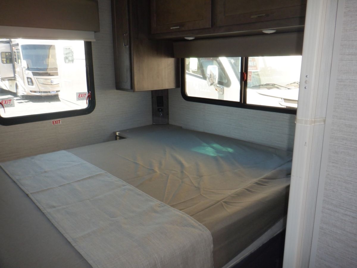 2022 Winnebago Minnie Winnie Model# M-31H Class "C" - For Sale By Owner ...